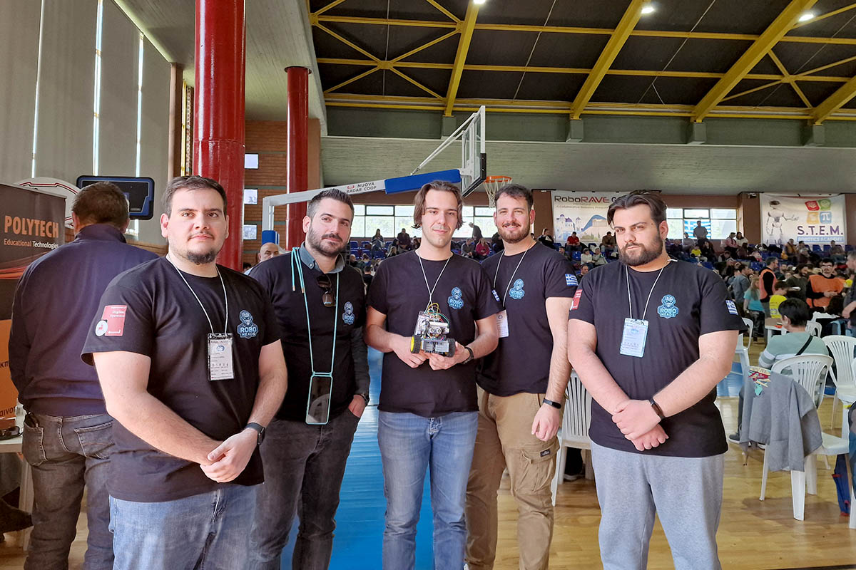 🏆Πρωτιά για την Ομάδα Ρομποτικής του ΤΨΣ στον Πανελλήνιο Διαγωνισμό RoboRAVE Greece 2025 | Τμήμα ...